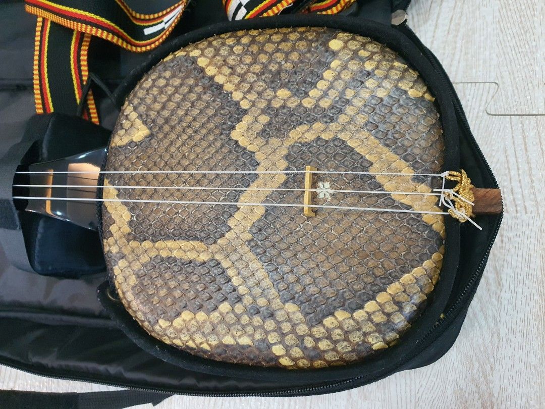 Sanshin for sale, Hobbies & Toys, Music & Media, Musical Instruments on ...
