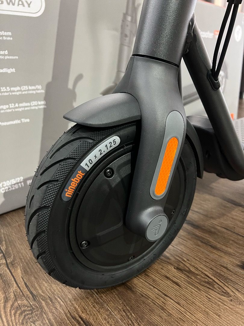 Segway Ninebot KickScooter F25 Electric Scooter, Sports Equipment ...