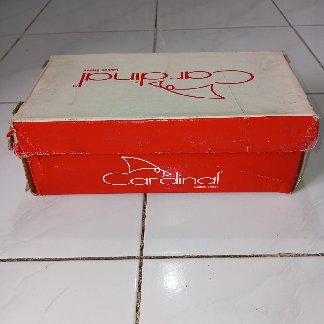Sepatu Wanita Cardinal, Fesyen Wanita, Sepatu di Carousell