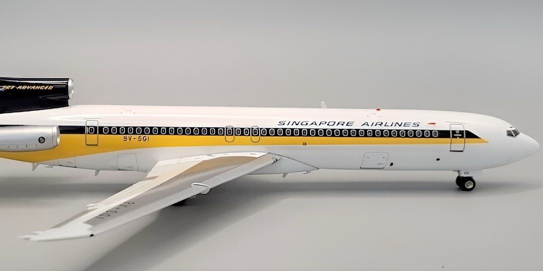 Singapore Airlines B727-200 9V-SGI Diecast 1:200, Hobbies & Toys ...