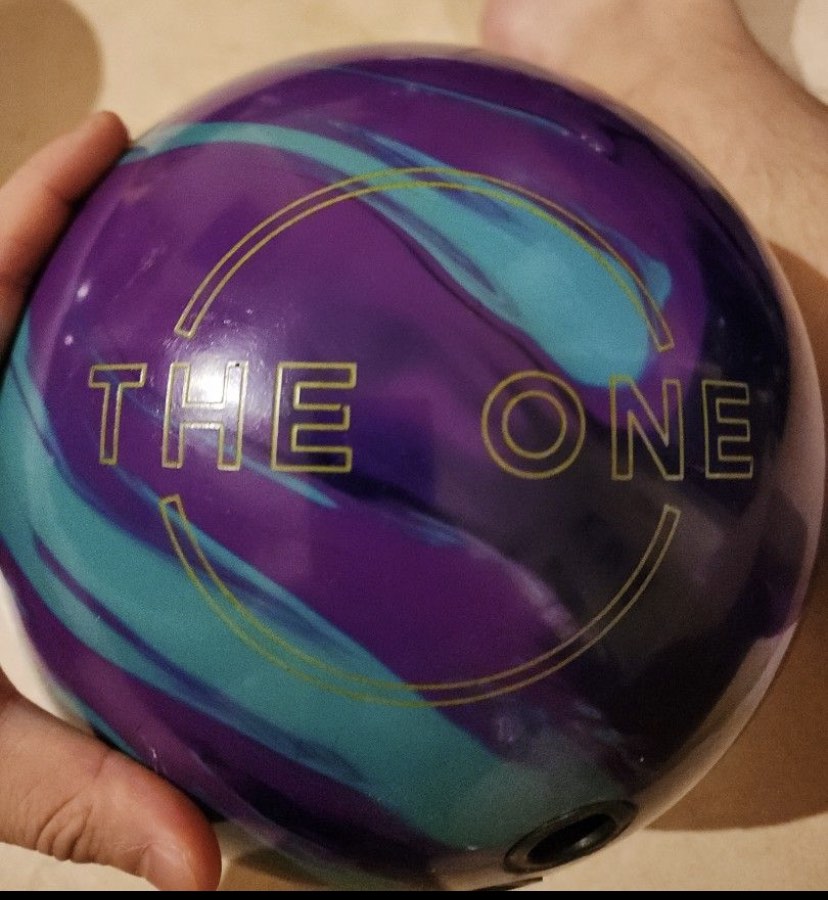 The One Remix Ebonite Bowling Ball 15lbs 2H, Sports Equipment, Sports ...