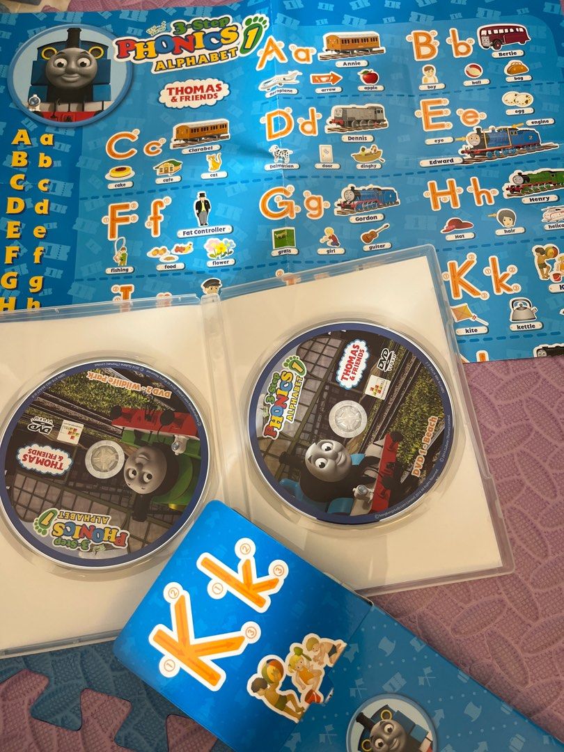 Thomas & Friends 3-step Phonics Alphabet, 興趣及遊戲, 書本 & 文具, 小朋友書 - Carousell