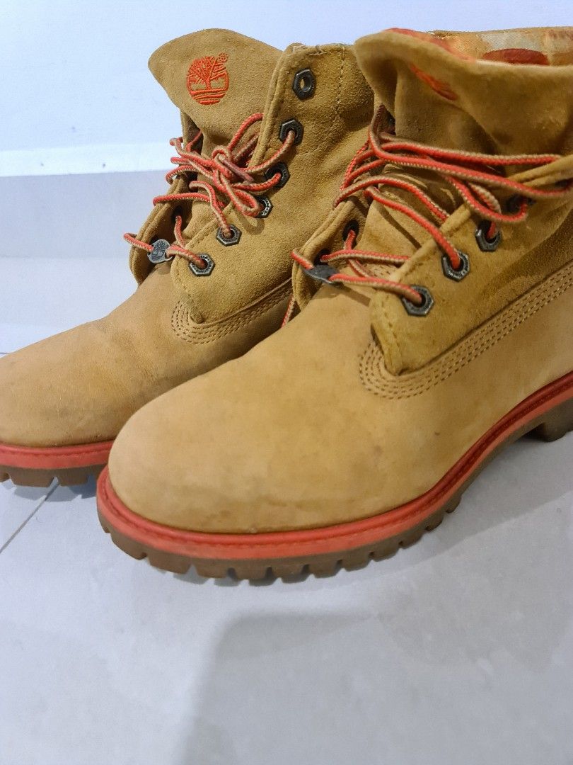 Timberland Roll Top Boot, Women's Fashion, Footwear, Boots on Carousell