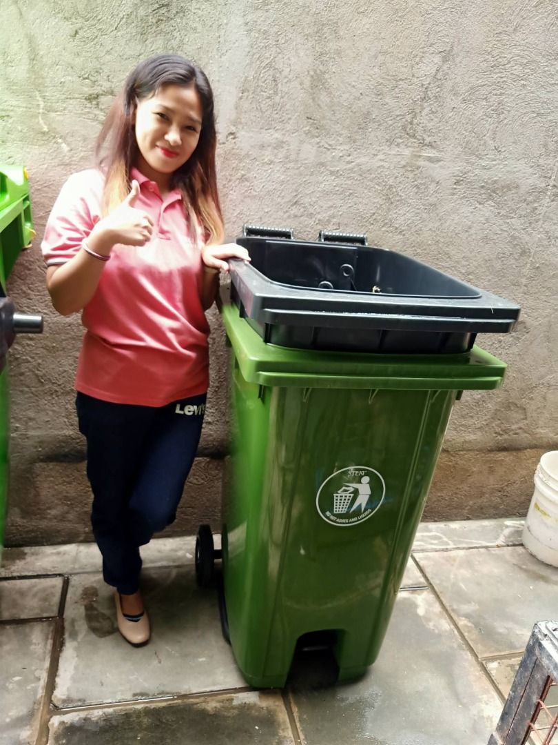 TRASH BIN, Furniture & Home Living, Cleaning & Homecare Supplies, Waste ...