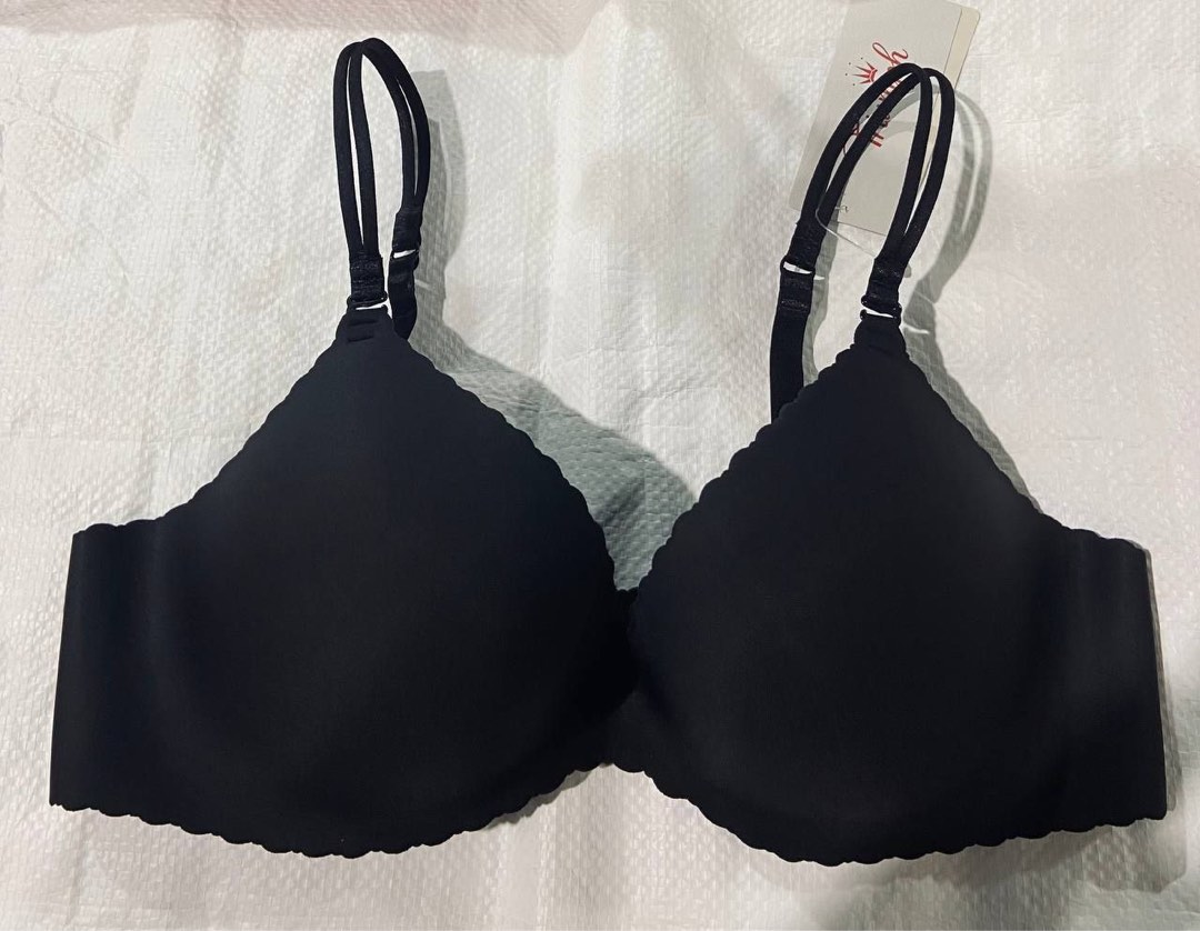 Triumph bra black 36c new, Women's Fashion, New Undergarments ...