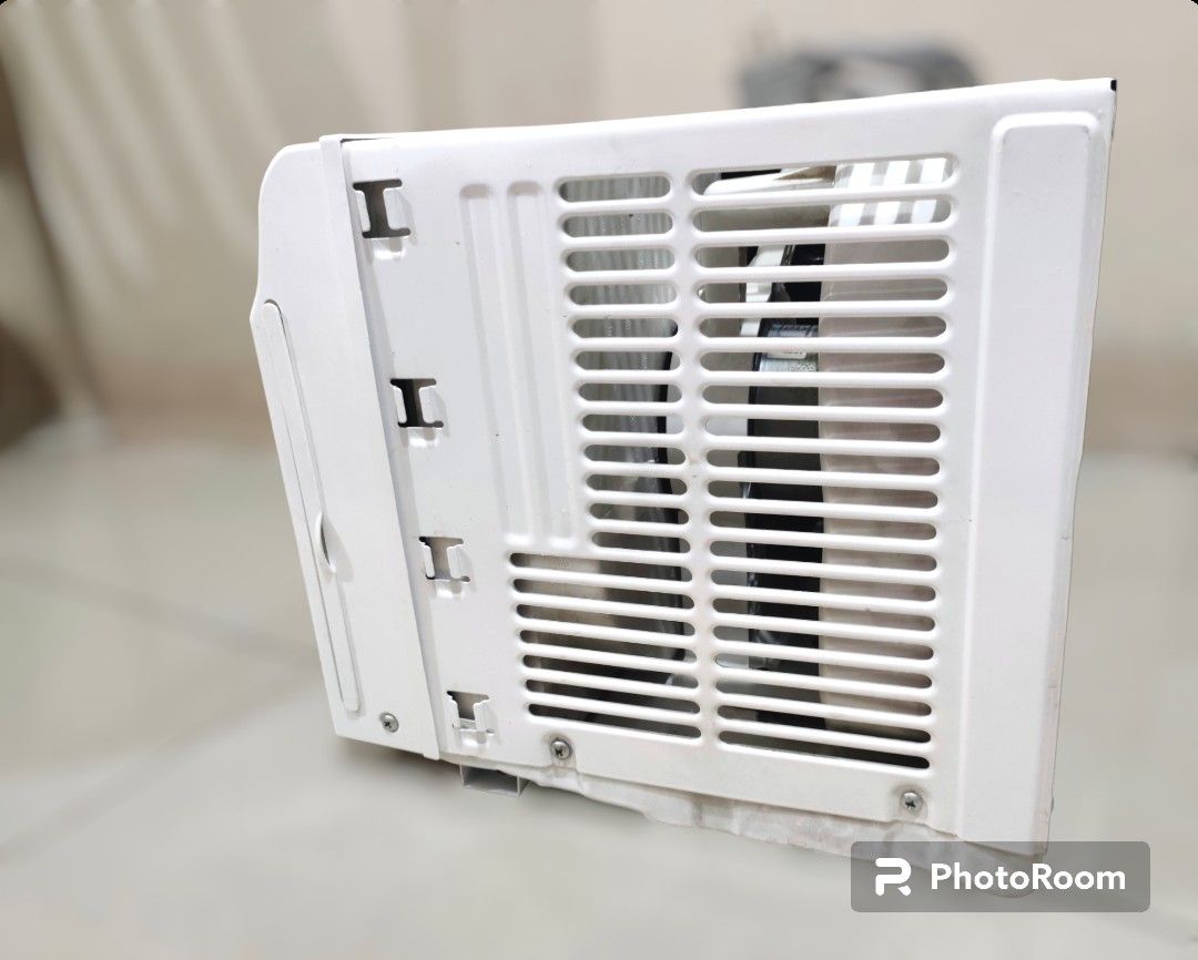 Union Window Type Air Conditioner, TV & Home Appliances, Air ...