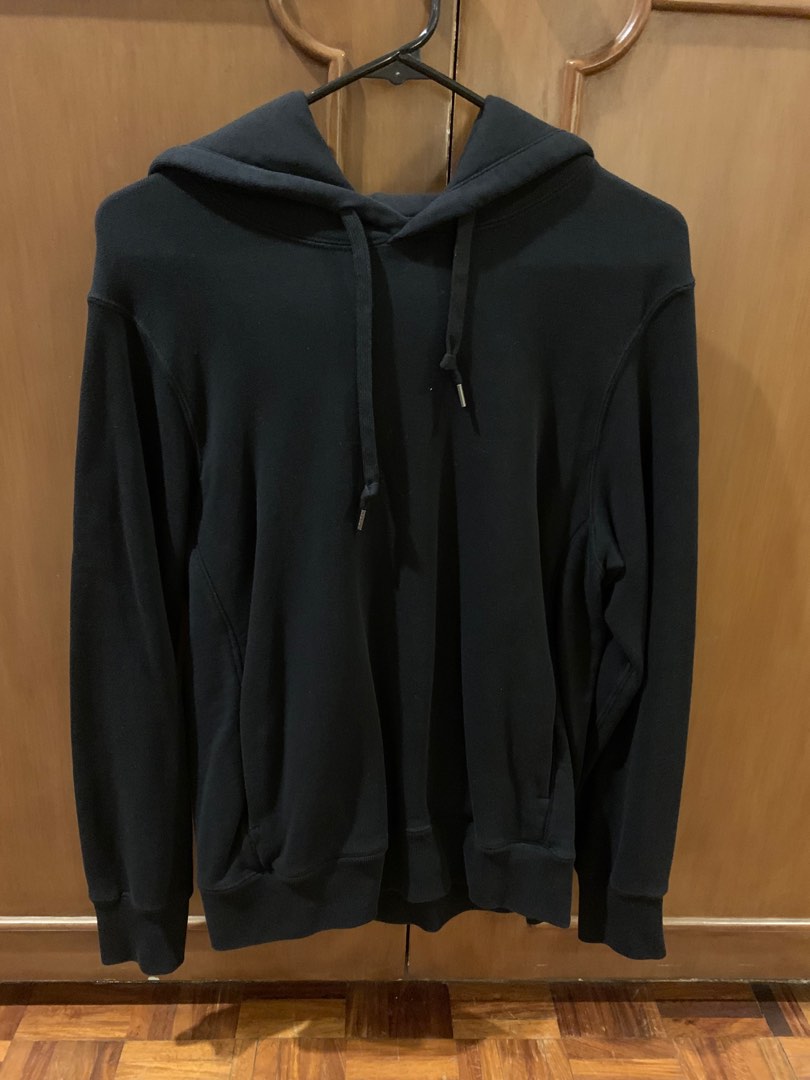 Uniqlo hoodie (no zipper), Men's Fashion, Coats, Jackets and Outerwear ...