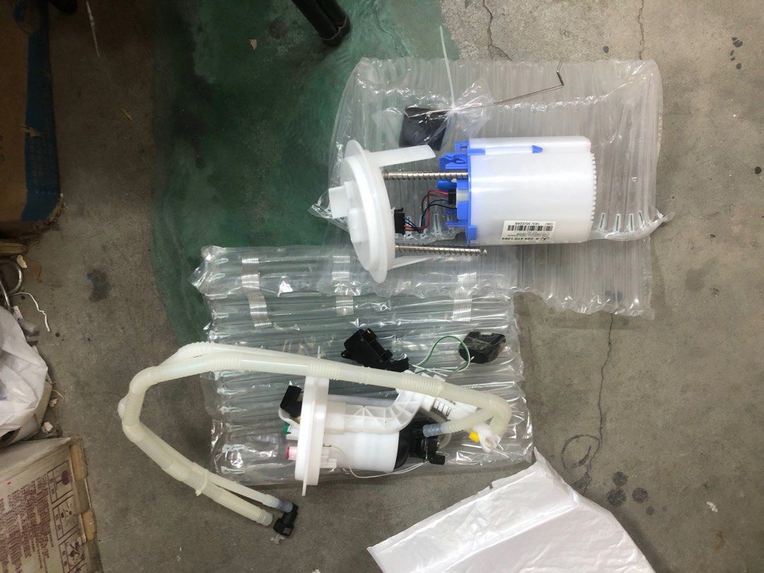 W204 C180 Kompressor OEM Fuel Pump and Fuel filter, Car Accessories ...