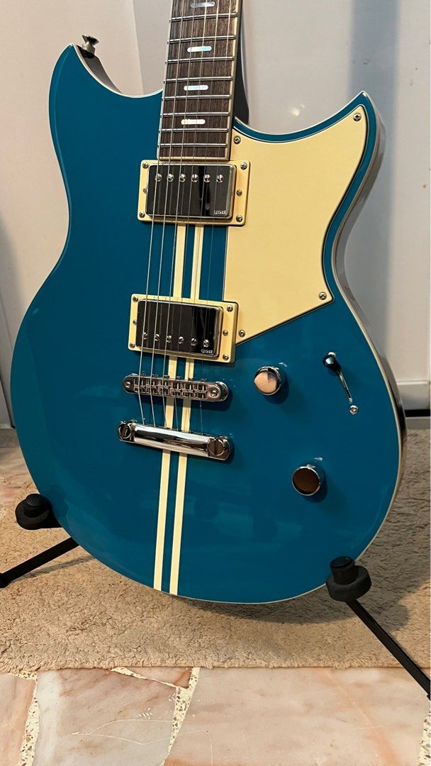Yamaha RSS20 electric guitar, Hobbies & Toys, Music & Media, Musical ...