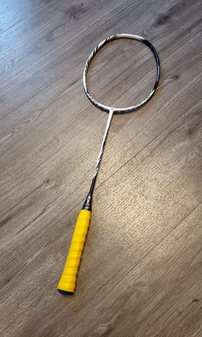 Yonex Astrox 99 Pro white, Sports Equipment, Sports & Games, Racket ...