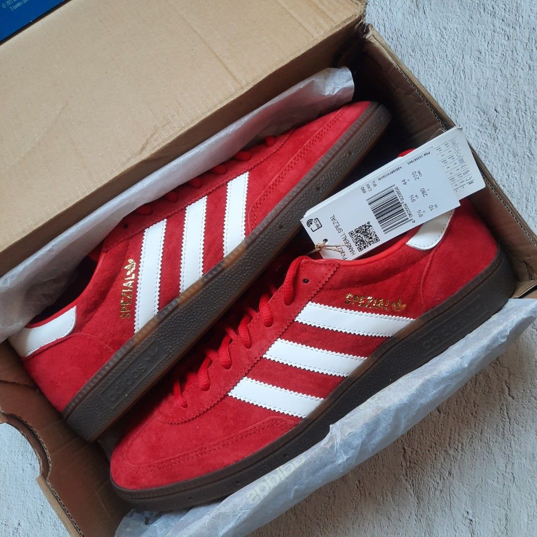 Adidas Spezial Red Scarlett, Fesyen Pria, Sepatu , Sneakers di Carousell