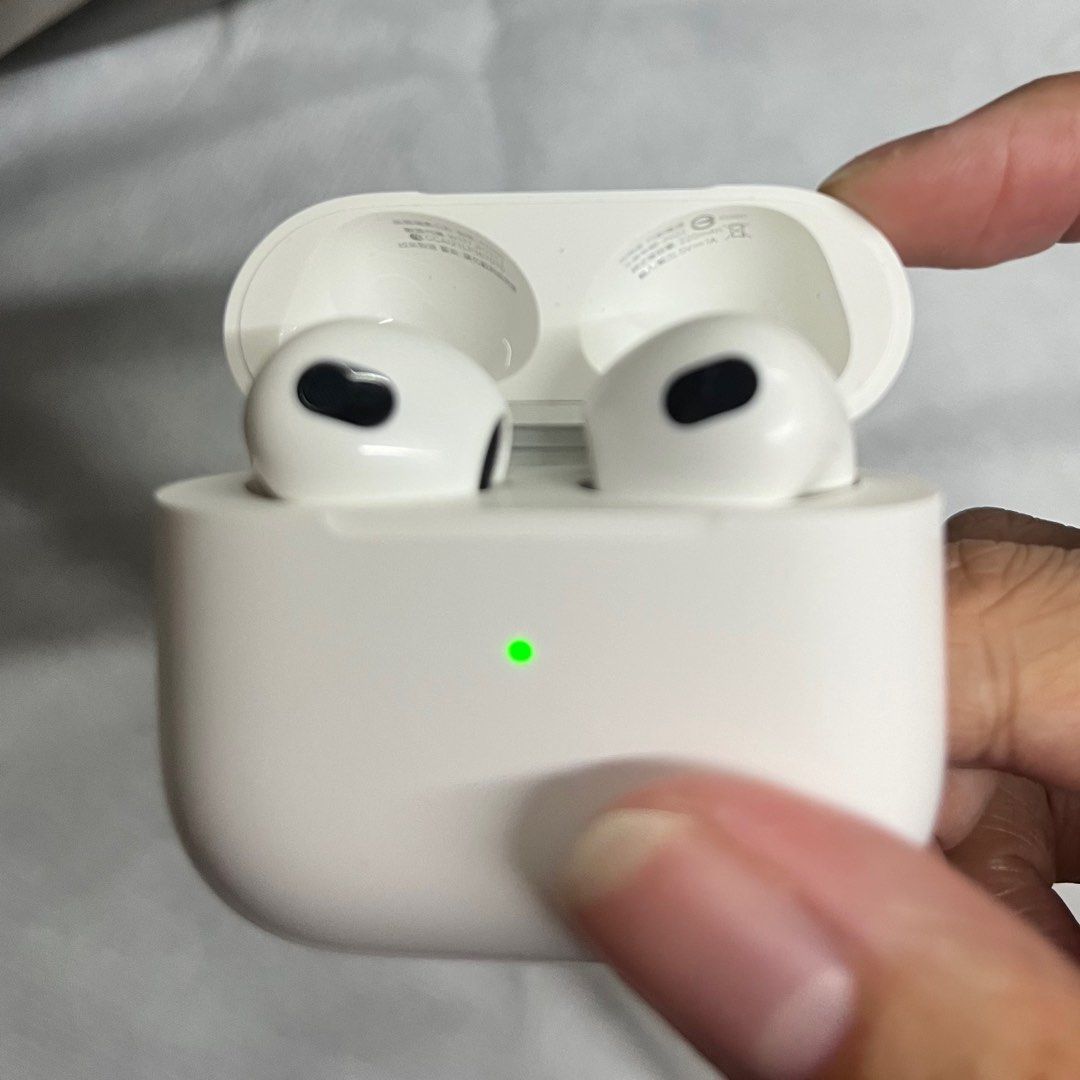 Airpods 3 二手 Magsafe版 手機及配件 其他在旋轉拍賣