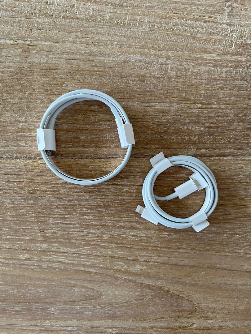 Apple USB-C to Lighting cable, Mobile Phones & Gadgets, Mobile & Gadget ...