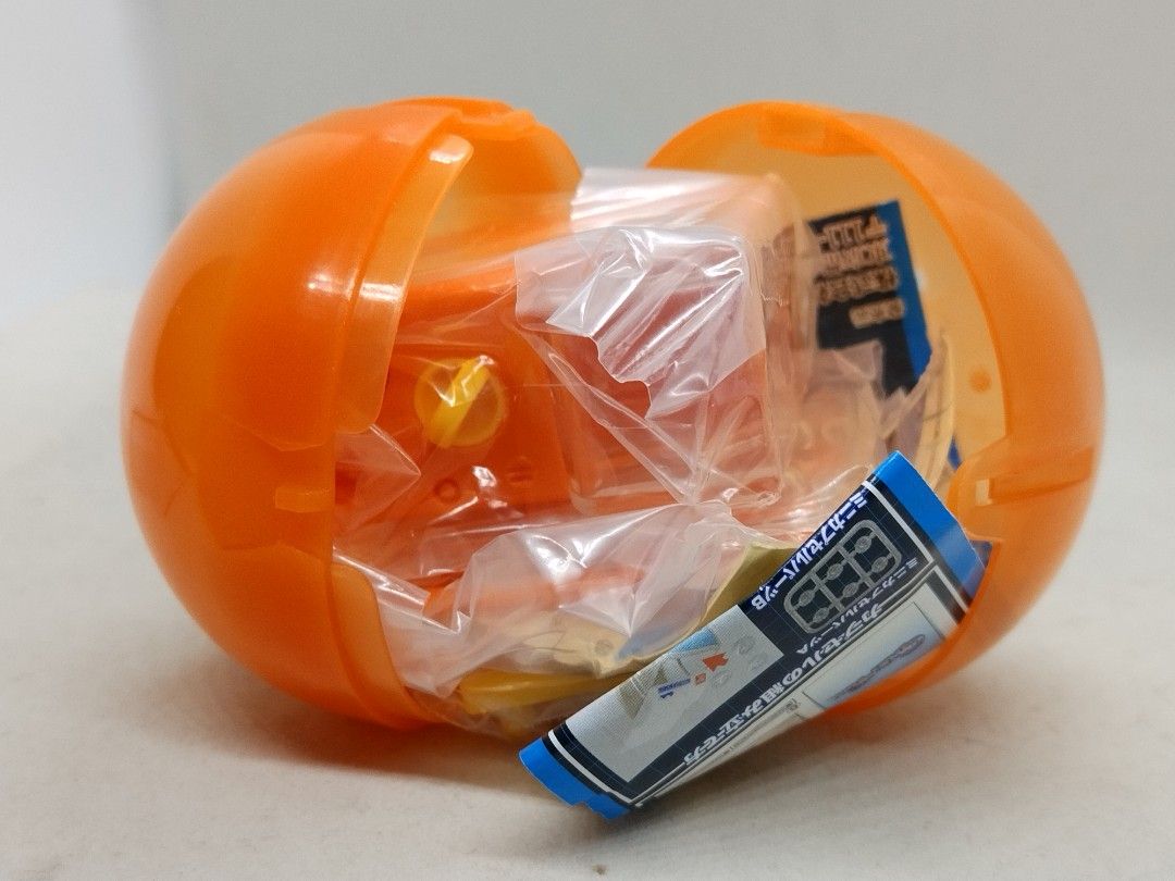 Bandai - 1/12 Capsule Station VI - Orange Miniature Gashapon Machine ...