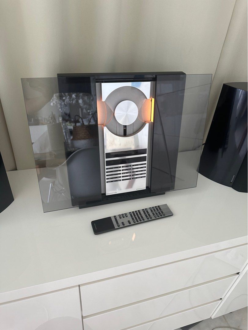 Bang&Olufsen Beocenter 2300: Beosystem 2300 and BeoLab 2500 active ...