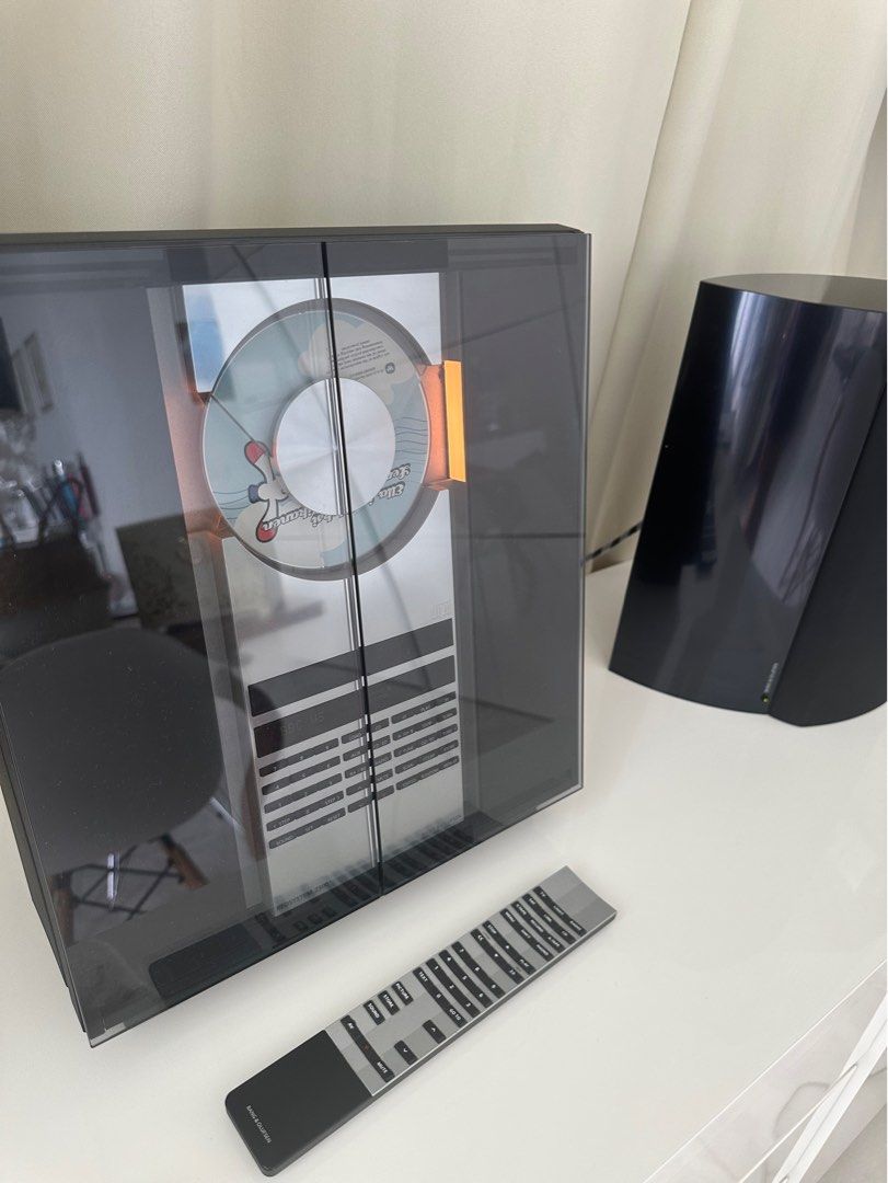 Bang&Olufsen Beocenter 2300: Beosystem 2300 and BeoLab 2500 active ...