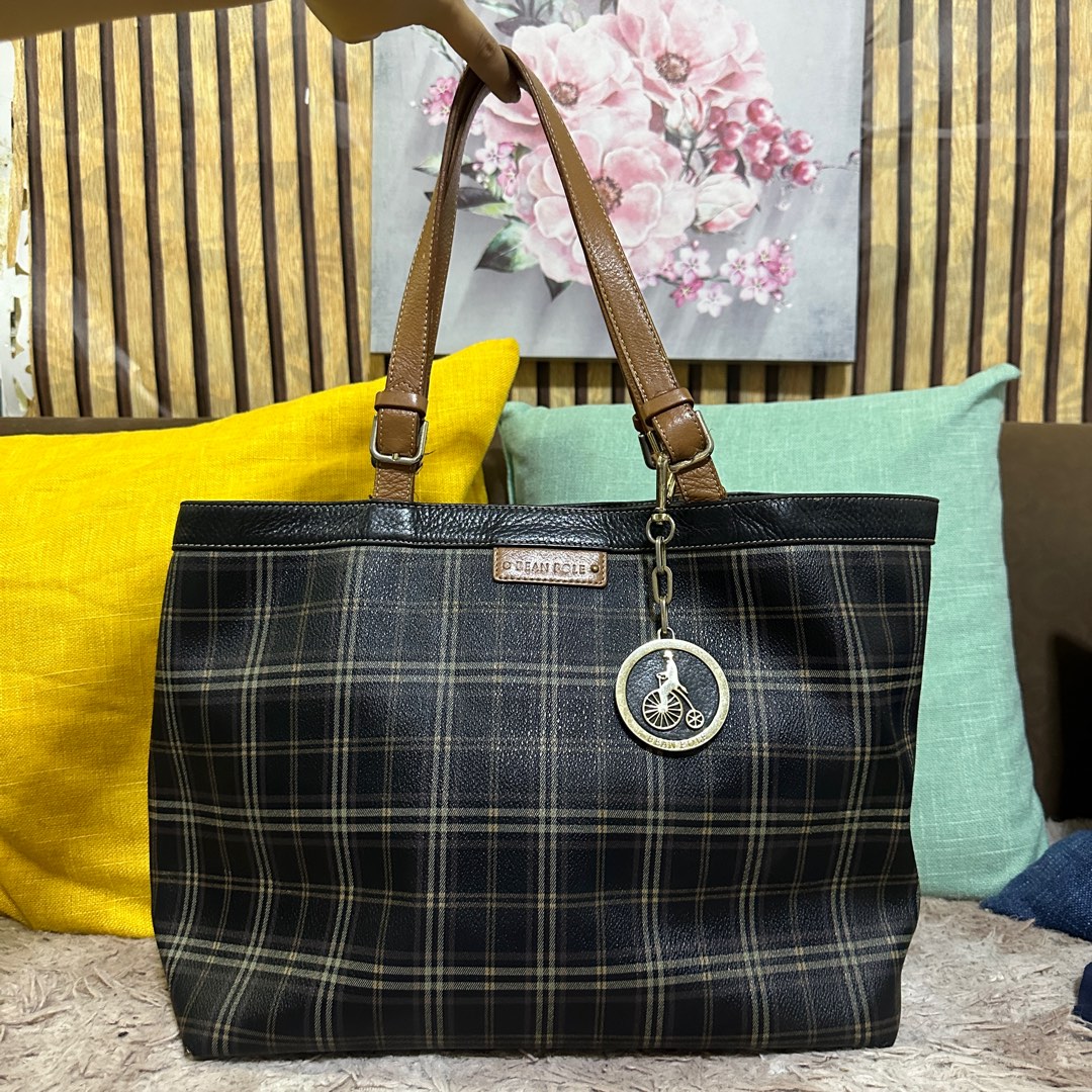 Beanpole Tote bag, Women's Fashion, Bags & Wallets, Tote Bags on Carousell
