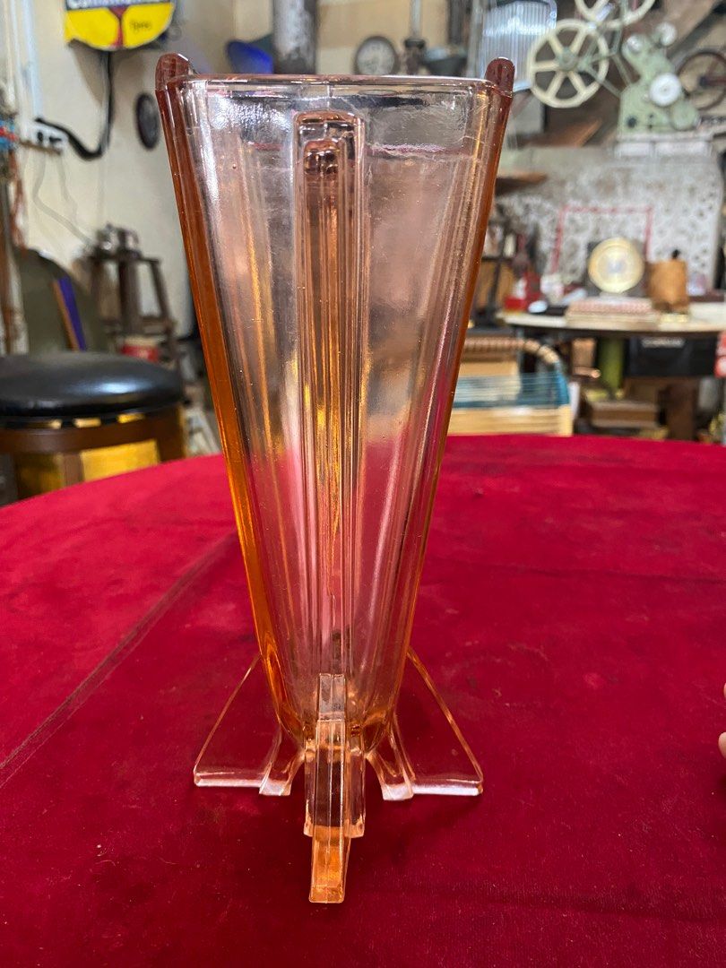 Beautiful 1920s Art Deco Flower Vase., Hobbies & Toys, Collectibles ...