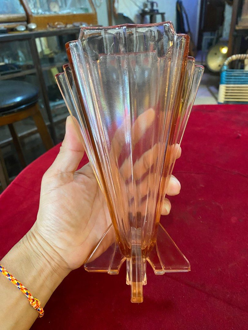 Beautiful 1920s Art Deco Flower Vase., Hobbies & Toys, Collectibles ...