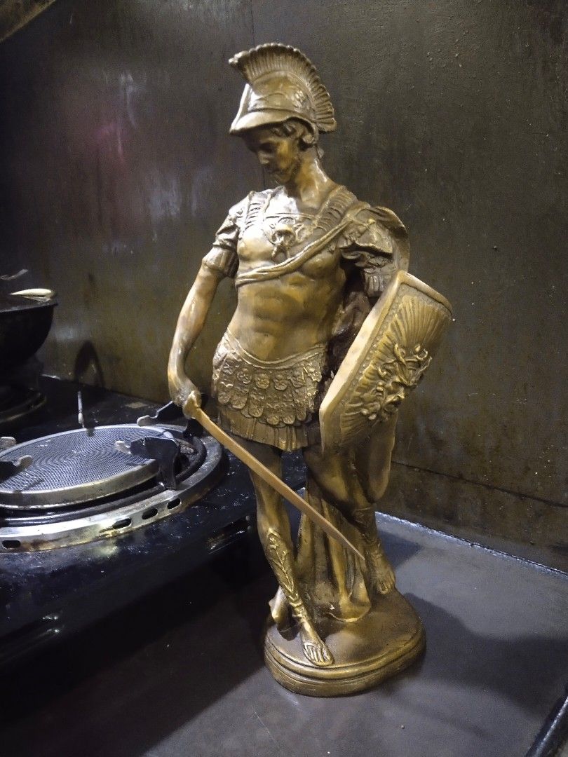 Brass knight and armor statue display, Hobbies & Toys, Memorabilia ...