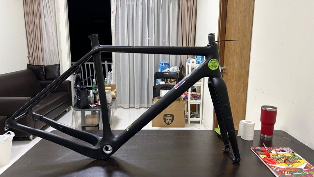 Carbonda CFR696, Sports Equipment, Bicycles & Parts, Bicycles on Carousell