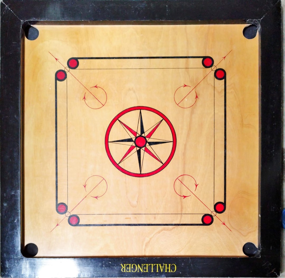 Carrom Board used, Hobbies & Toys, Toys & Games on Carousell
