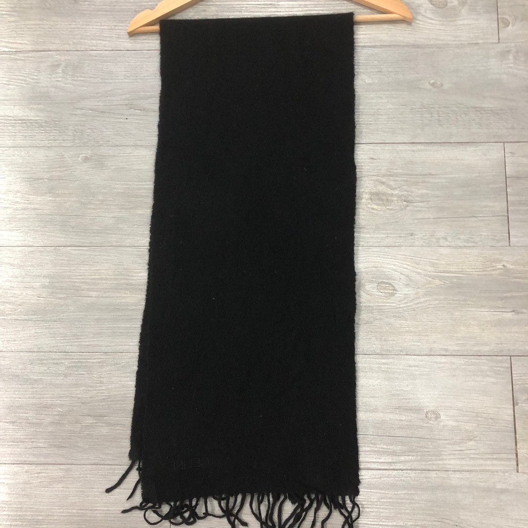 Celine Lambswool Scaft, Women's Fashion, Watches & Accessories, Scarves ...