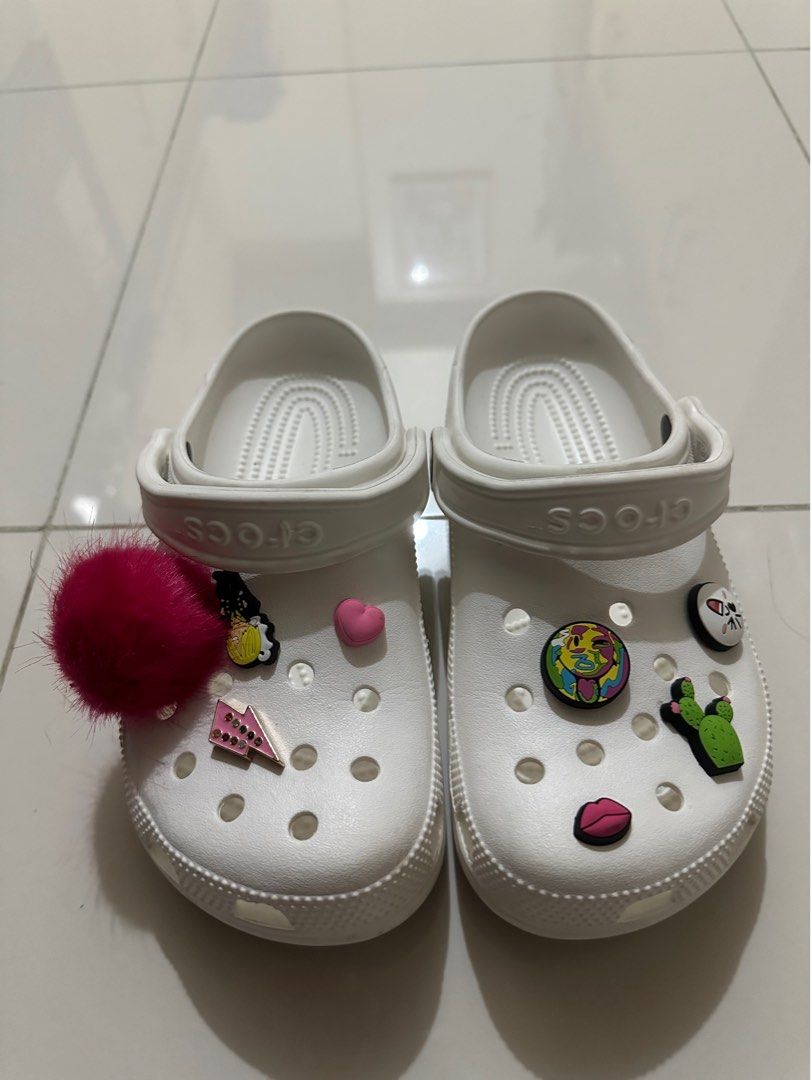 Crocs for Women + all the gbitz, Women's Fashion, Footwear, Slippers ...