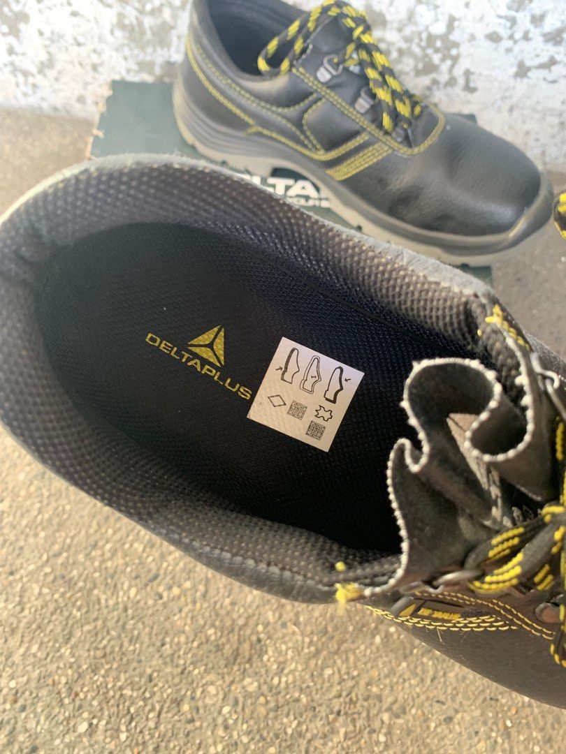 Delta plus safety shoes, Men's Fashion, Footwear, Casual Shoes on Carousell