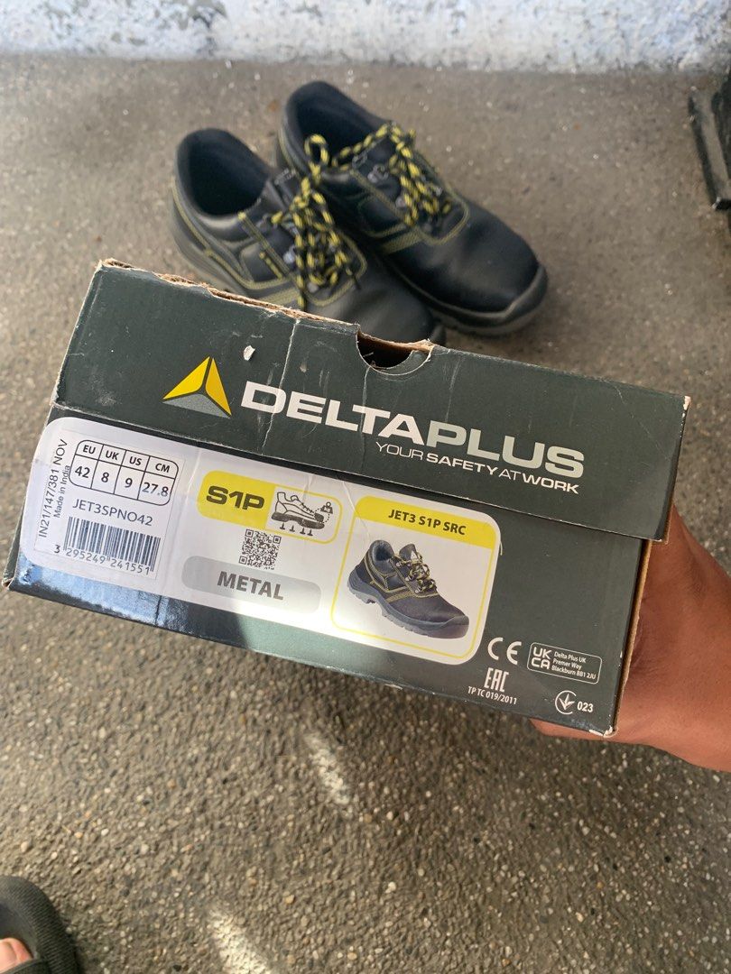 Delta plus safety shoes, Men's Fashion, Footwear, Casual Shoes on Carousell