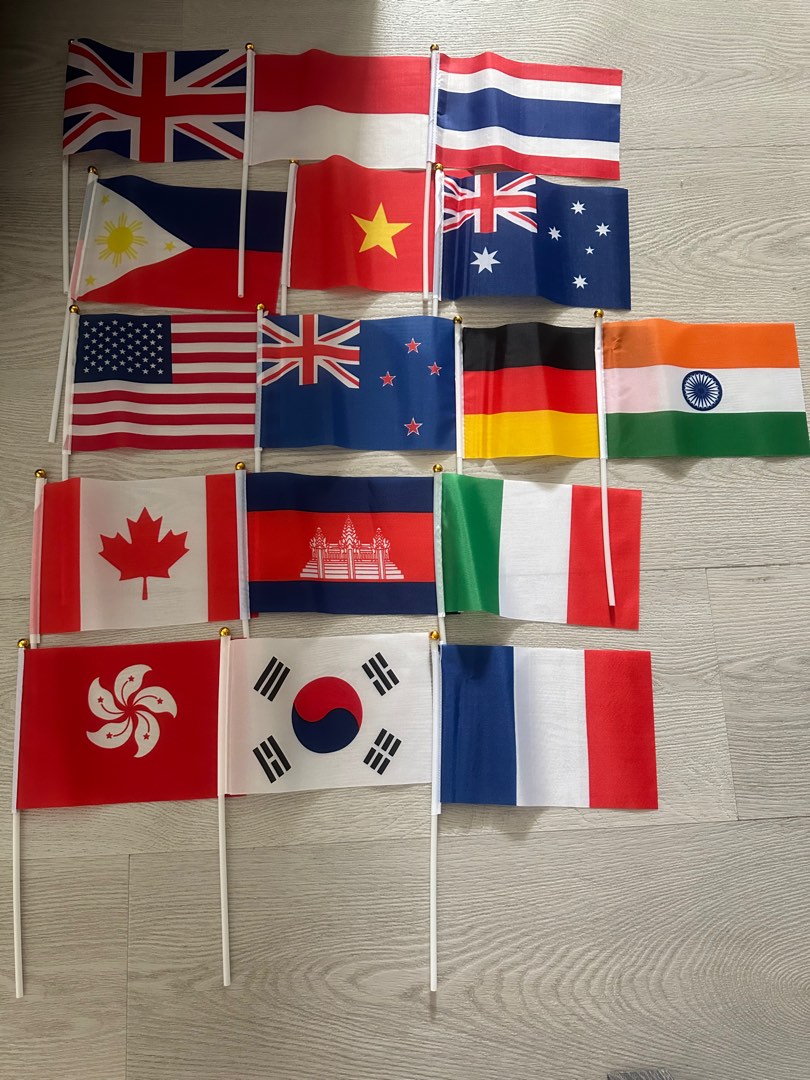 Different countries flags, Hobbies & Toys, Toys & Games on Carousell
