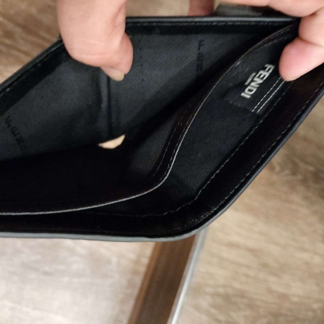 Dompet Fendi Monster, Fesyen Pria, Tas & Dompet , Dompet di Carousell