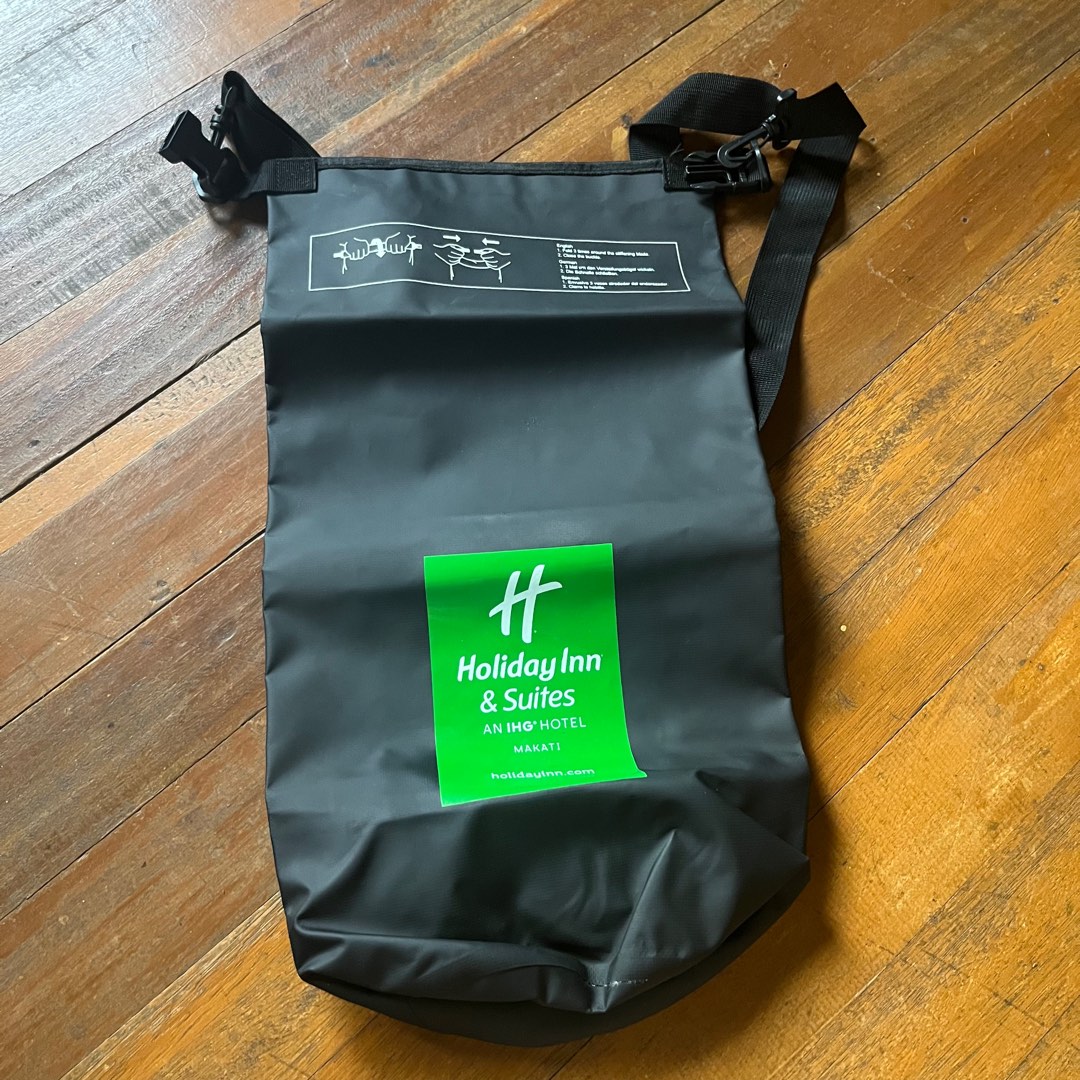 Dry Bag, Women's Fashion, Bags & Wallets, Beach Bags on Carousell