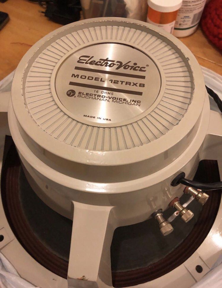 Electro Voice 12TRXB 3路同軸喇叭單元一對, 家庭電器, 電視 & 其他娛樂, 娛樂系統及智能家居產品 - Carousell