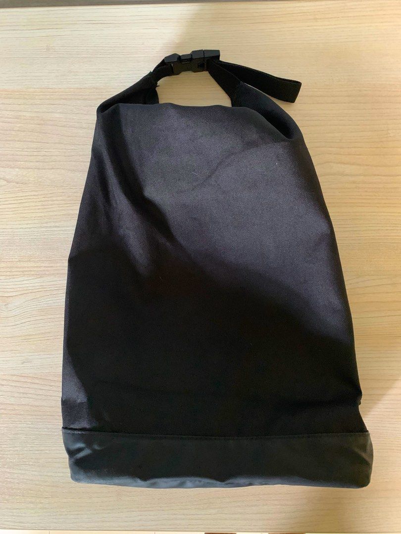 [EXCLUSIVE] Under Armour x Virgin Active Shoe Bag, Men's Fashion, Bags ...