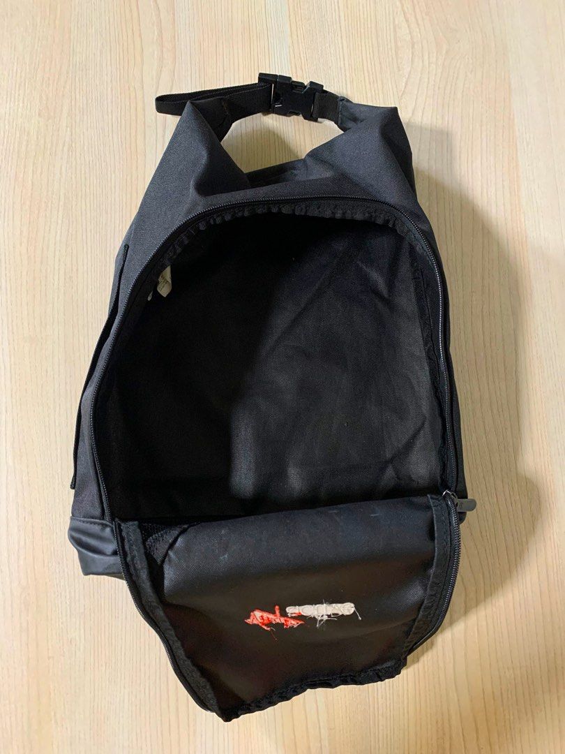 [EXCLUSIVE] Under Armour x Virgin Active Shoe Bag, Men's Fashion, Bags ...