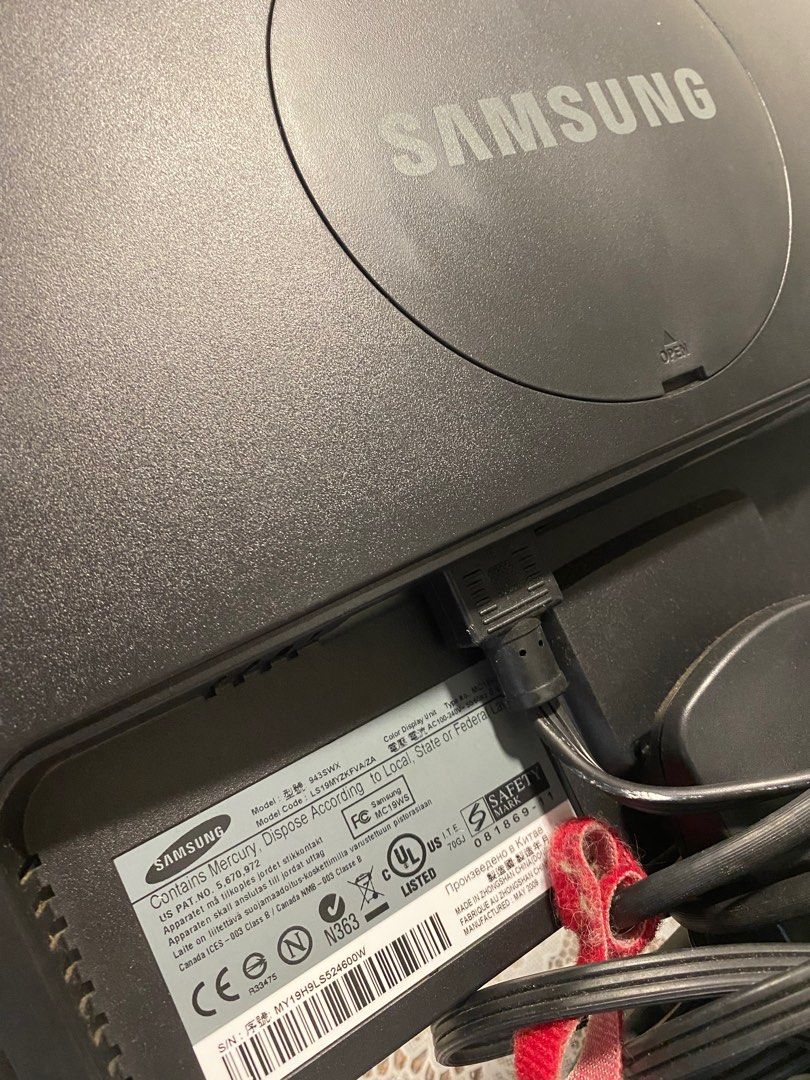 FREE! Used 17 inch Samsung monitor., Computers & Tech, Parts ...