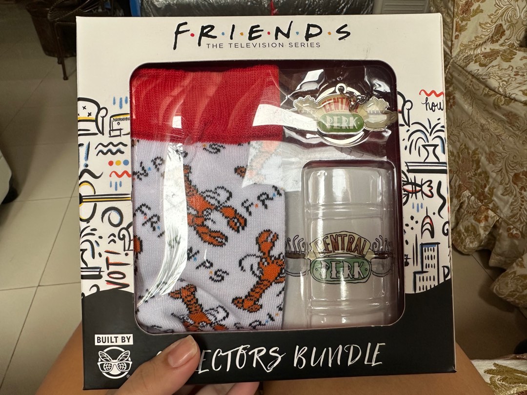Friends Collectors Bundle, Hobbies & Toys, Memorabilia & Collectibles ...