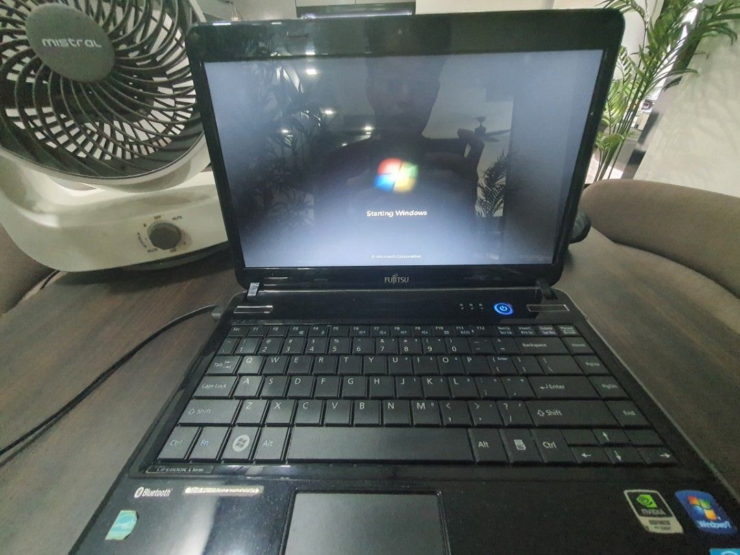 Fujitsu Lifebook L Series Laptop Computer Computers Tech Laptops Notebooks On Carousell