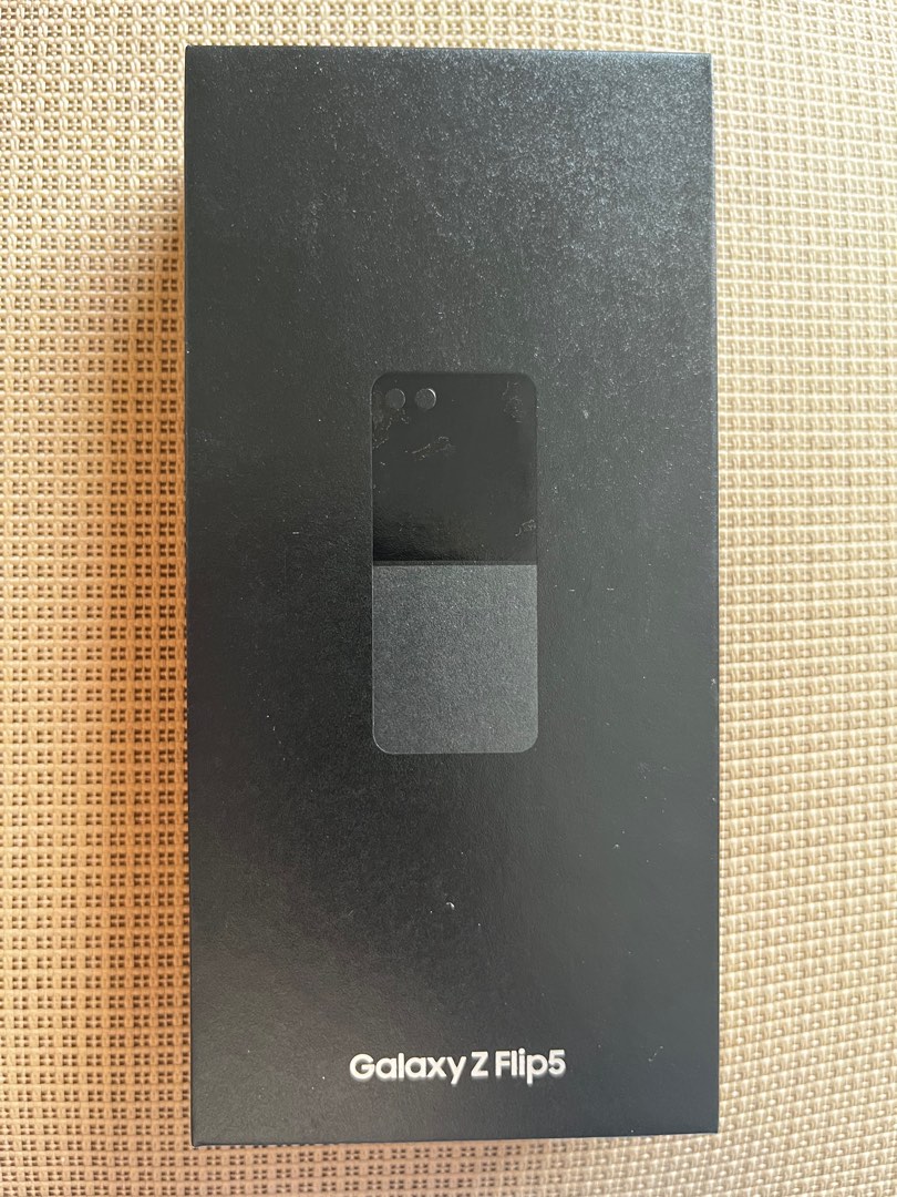 Galaxy Z Flip 5 Graphite 512GB, Mobile Phones & Gadgets, Mobile Phones ...