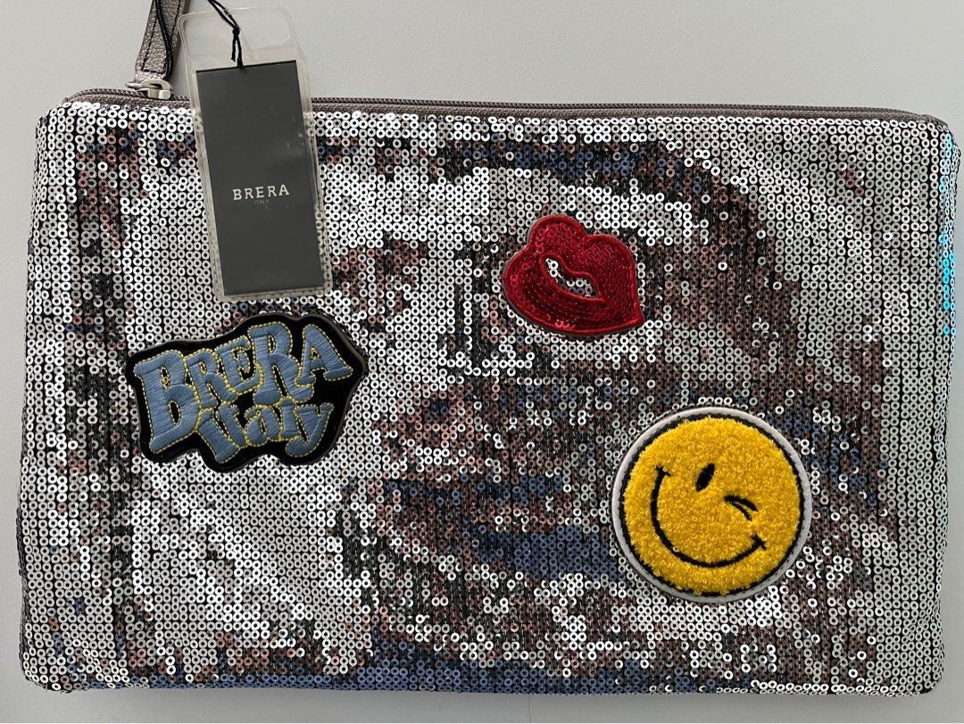Hand bang, Women's Fashion, Bags & Wallets, Purses & Pouches on Carousell