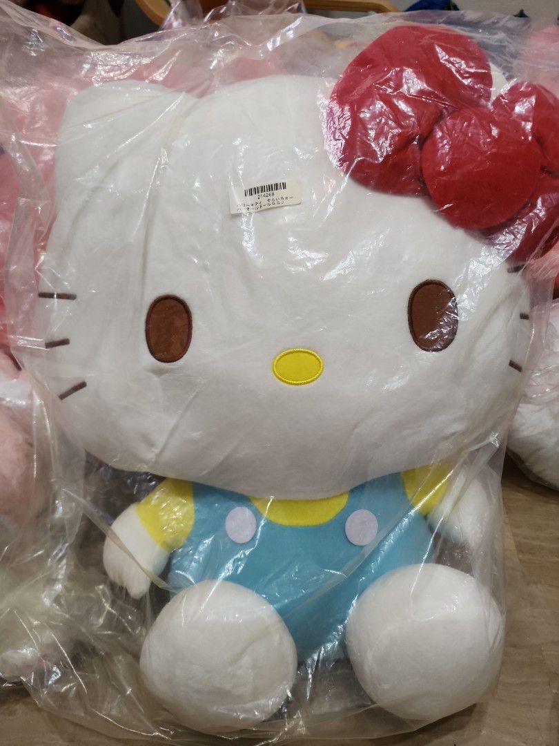 Hello Kitty (50cm), Hobbies & Toys, Toys & Games on Carousell