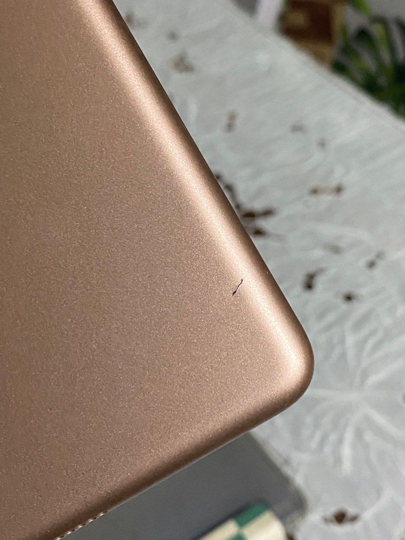 Ipad 7th generation (2019) Rose Gold 32GB Wifi with Apple Keyboard ...