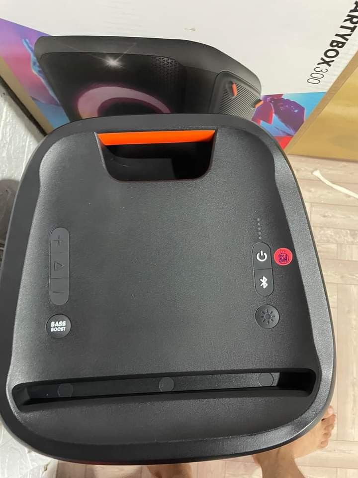 Jbl Partybox 300 Good as New, Audio, Soundbars, Speakers & Amplifiers ...