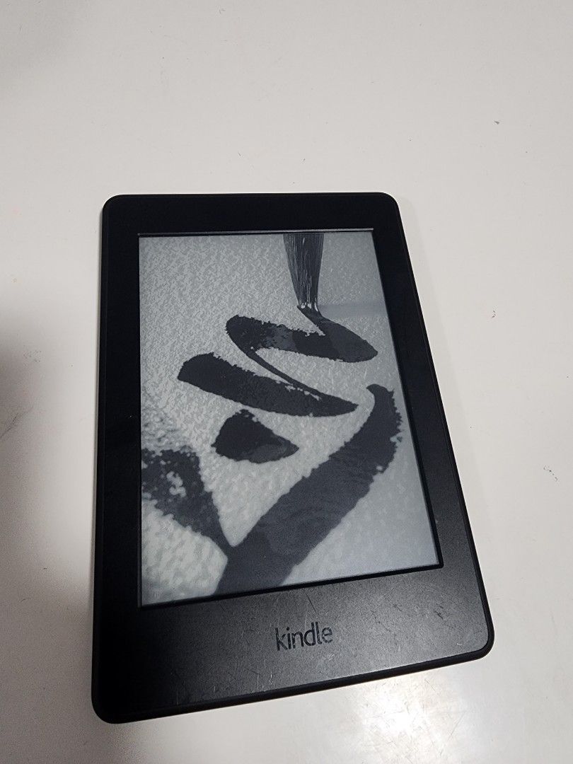 Kindle Paperwhite 3, Mobile Phones & Gadgets, E-Readers on Carousell