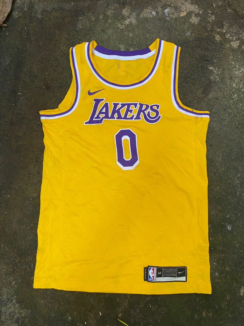 Kuzma x nike icon edition, Men's Fashion, Activewear on Carousell