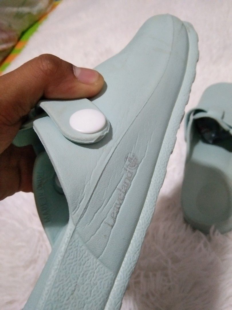 Leaveland slip on, Women's Fashion, Footwear, Slippers and slides on ...