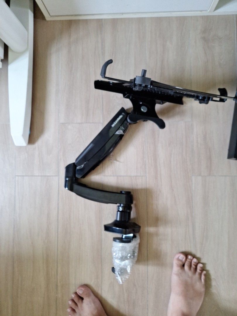 Loctek Fleximounts Monitor Arm with Laptop holder, Computers & Tech ...