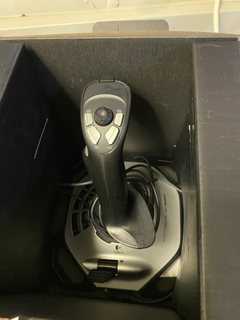 Logitech extreme 3d pro joystick, 電子遊戲, 遊戲機配件, 手掣 - Carousell