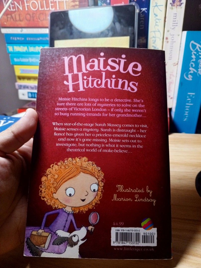 Maisie Hitchins - Holly Webb, Hobbies & Toys, Books & Magazines ...